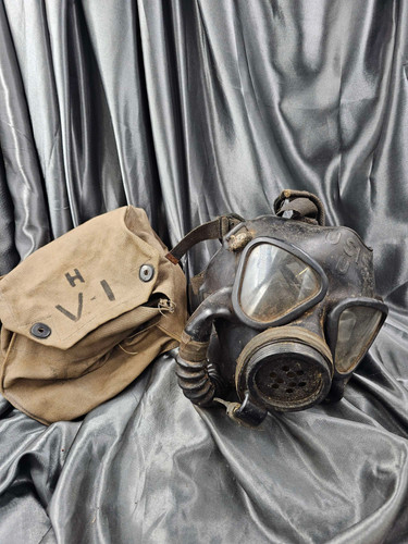 WWII US NAVY GAS MASK | The War Front