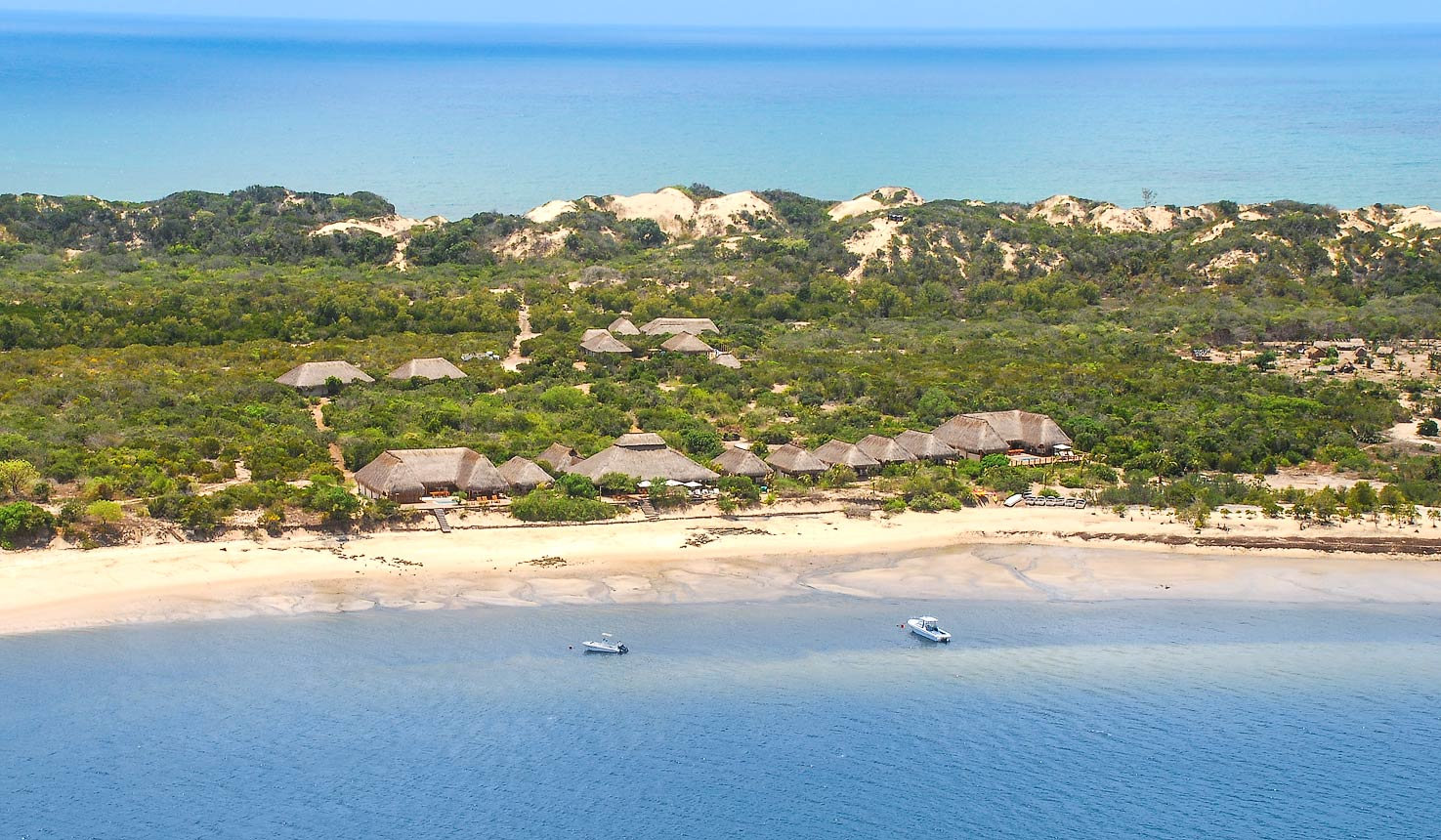 Rio Azul Beach Lodge, Mozambique Vilanculos Bazaruto ...