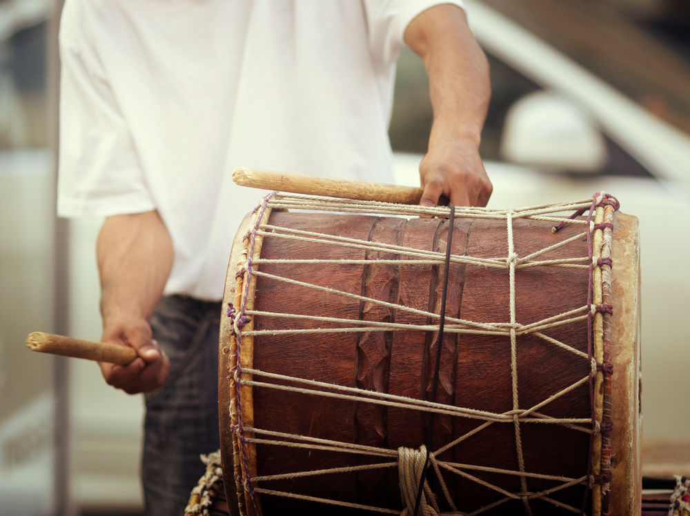 DRUM = El Tambor = La Restricción