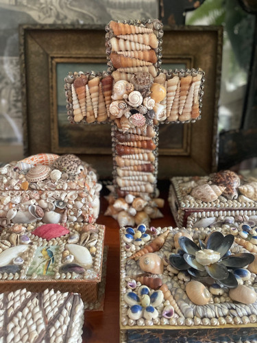 Shell covered crosses | Plate and Plaid