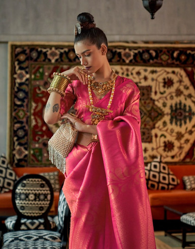 Women's Pink Soft Silk Kanjivaram Woven Designer Bordered Saree ...