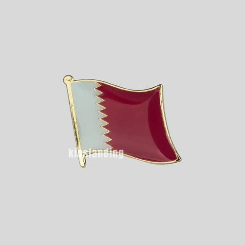 Flag Qatar lapel pin | Kisslanding Aeroshop | Bangkok Thailand