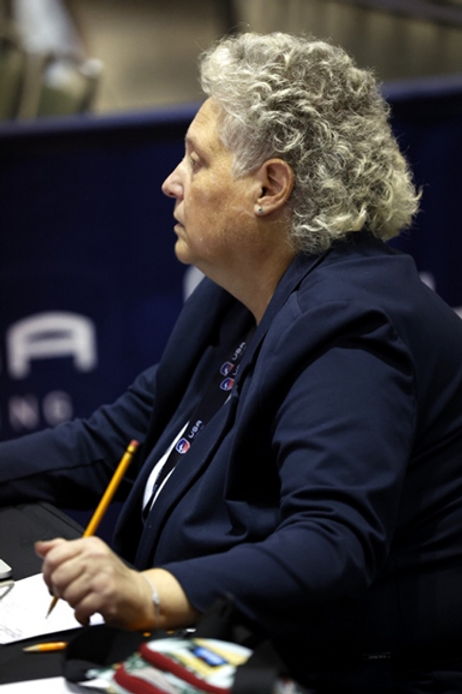 Outside the Law: Sue Borgos on Fencing, Success, and Self-Confidence