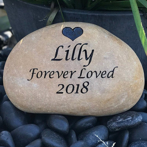 XL Tumbled Riverstone Pet Memorial | Universal Pets