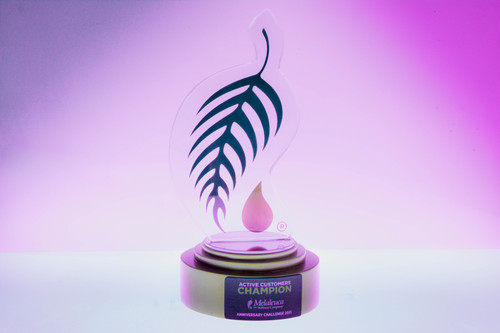 AR01 - Leaf Trophy | awards-central