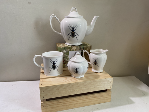 MAGPIE Tea Set | Organized Chaos