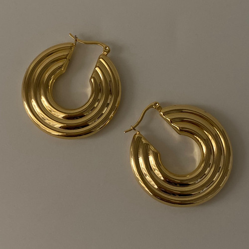 Ursa Hoops | Weekend Lane