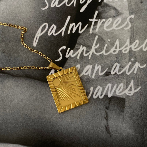 Solene Necklace | Weekend Lane