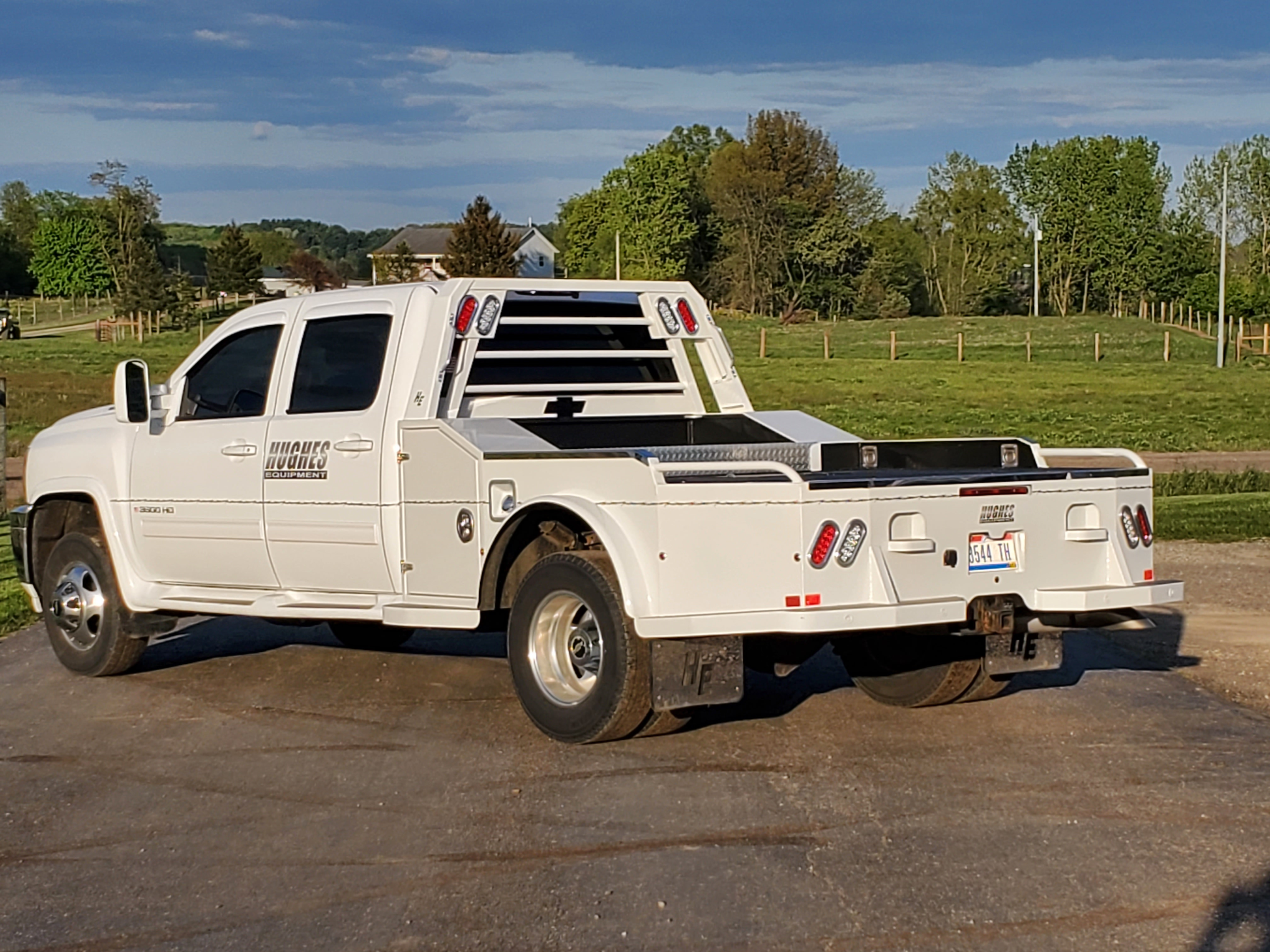 Professional Flatbed Truck Bodies | Engineered in Ohio | Hughes Equipment