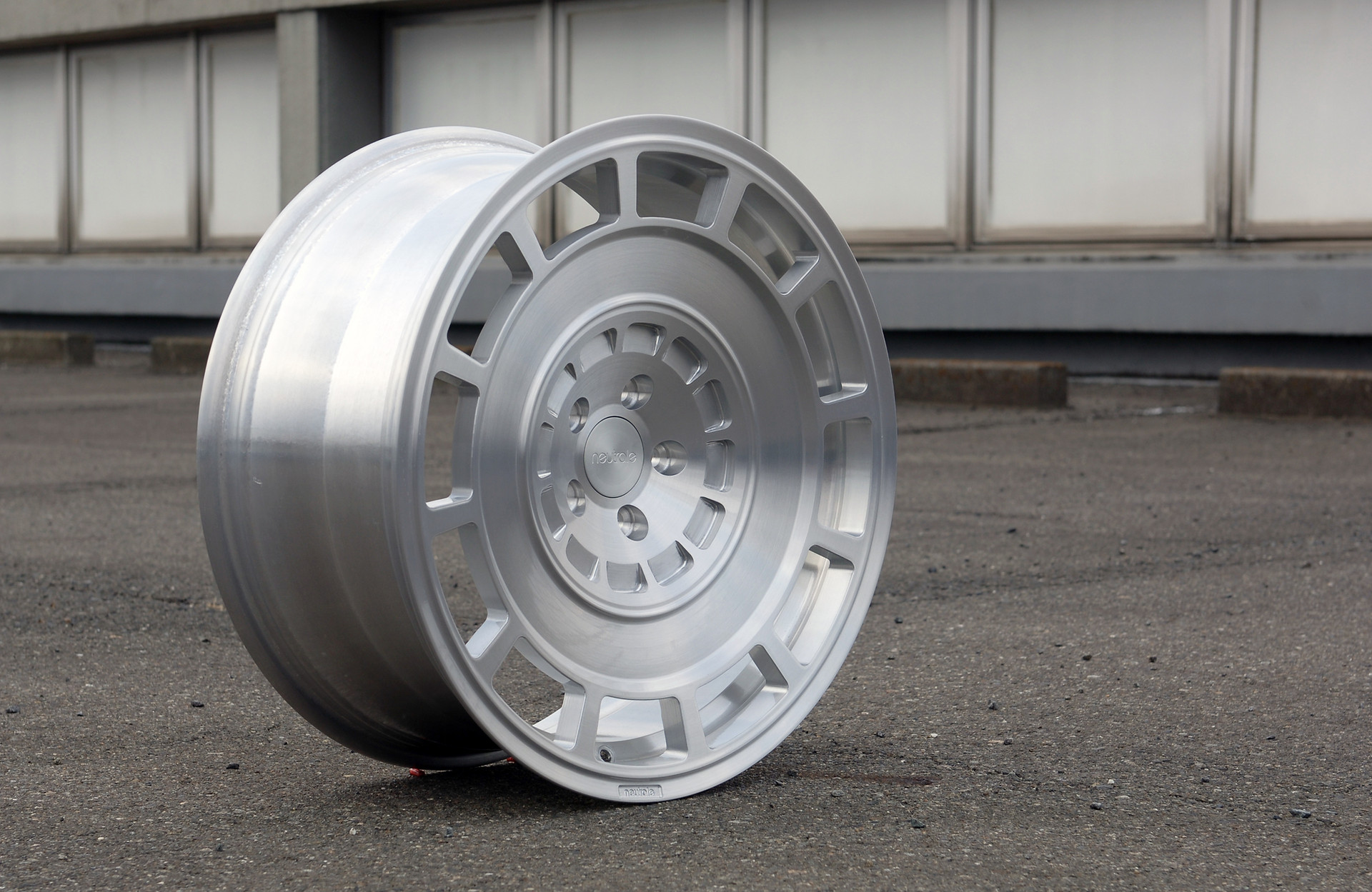 LM12 MONO | neutrale-wheels