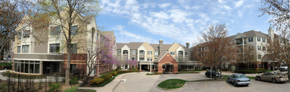 Senior Living | Des Moines | 3801 Grand