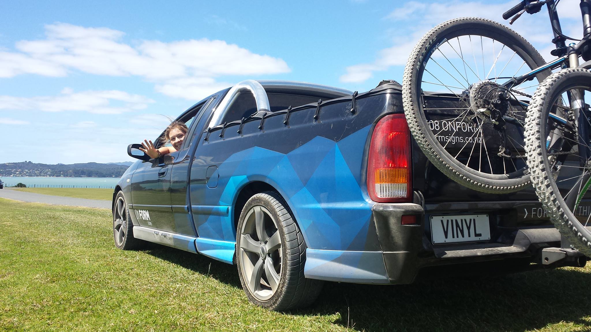 Ute Signage Auckland | Ute Signwriting & Graphics | Onform Signs