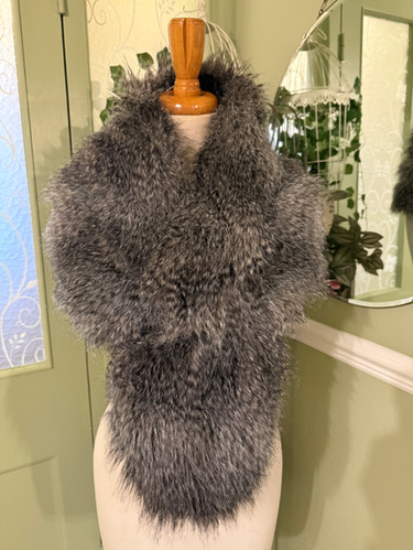 Grey Faux Fur Collar Wrap | Rock Follies Vintage