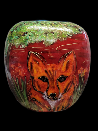 19cm vase hand painted with a stunning fox | Anita Harris Pottery