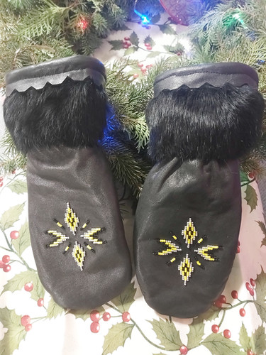 Handmade Local Mitts | Kookum's Pantry