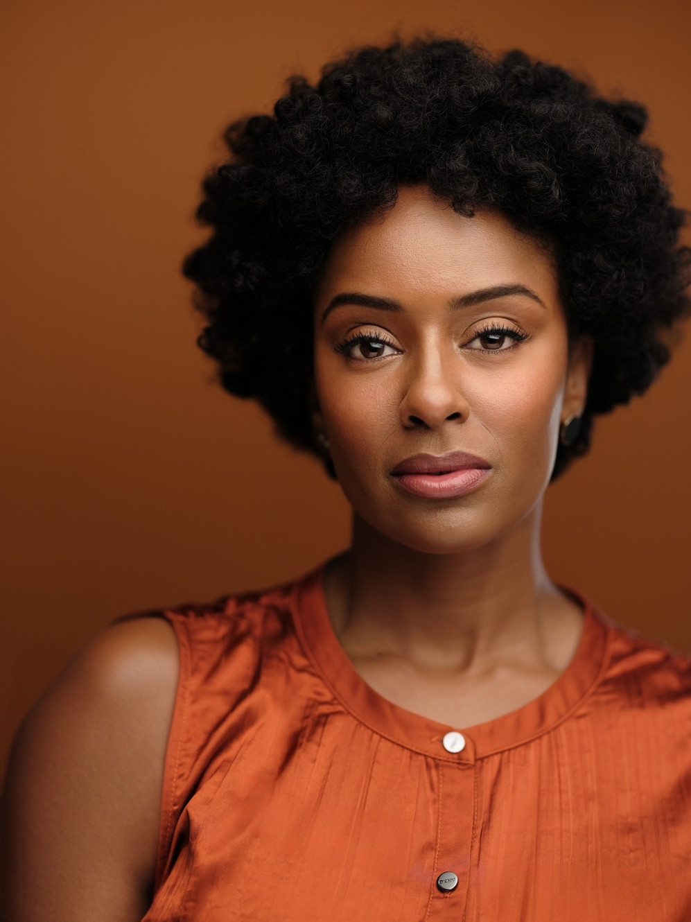 REELS / PRESS / GALLERY | Eboni Flowers 2023