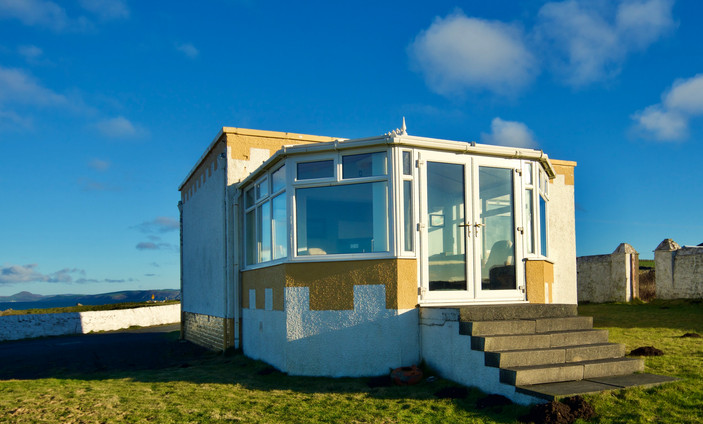 ACCOMMODATION | Lighthouse Hotel