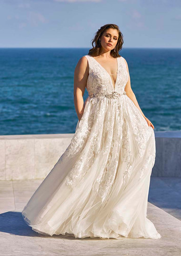 Pronovias - Tinka | Lavelle Bridal Couture