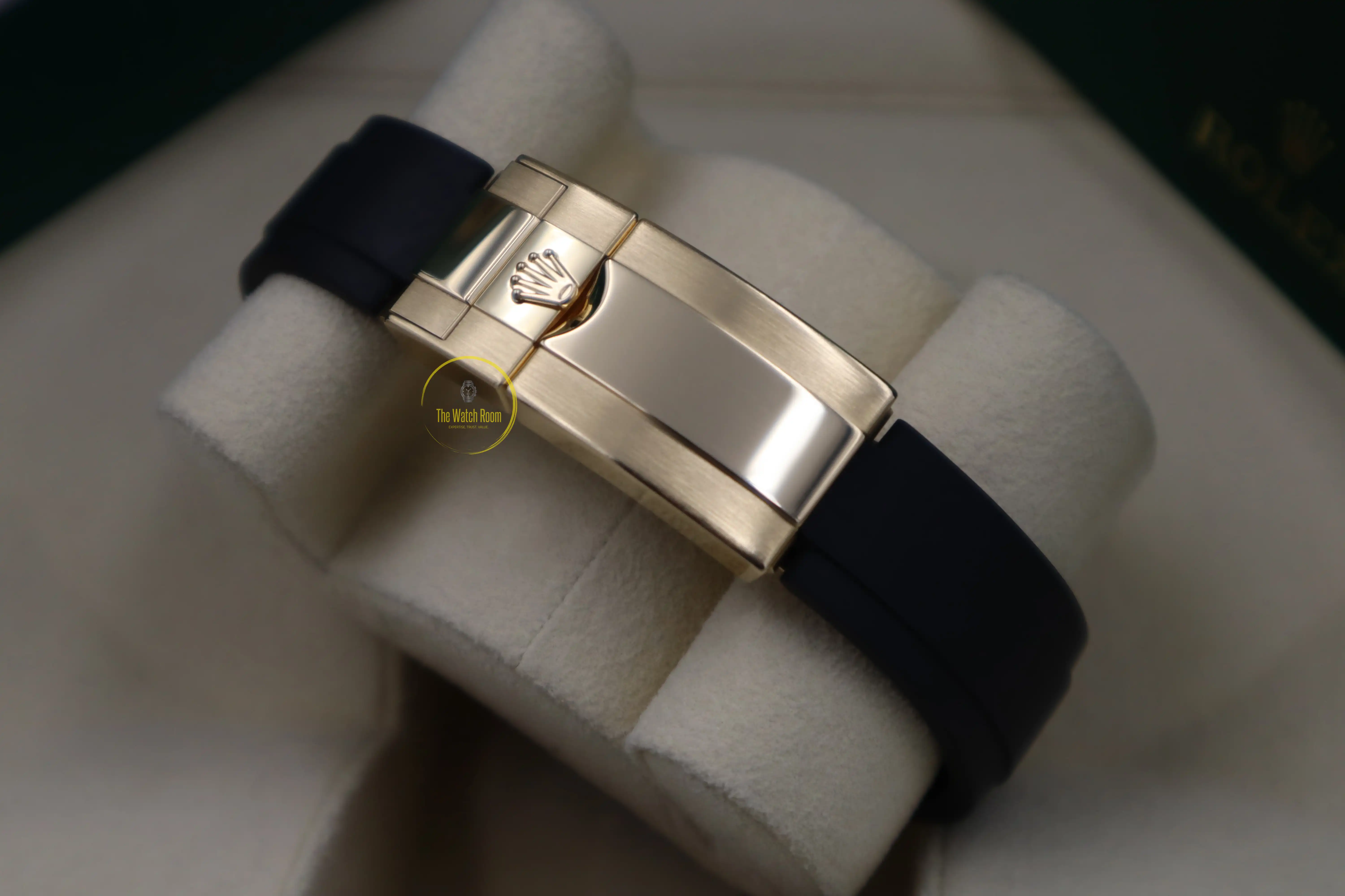 Rolex Cosmograph Daytona Oysterflex 18kt Yellow Gold Pikachu Dial ...