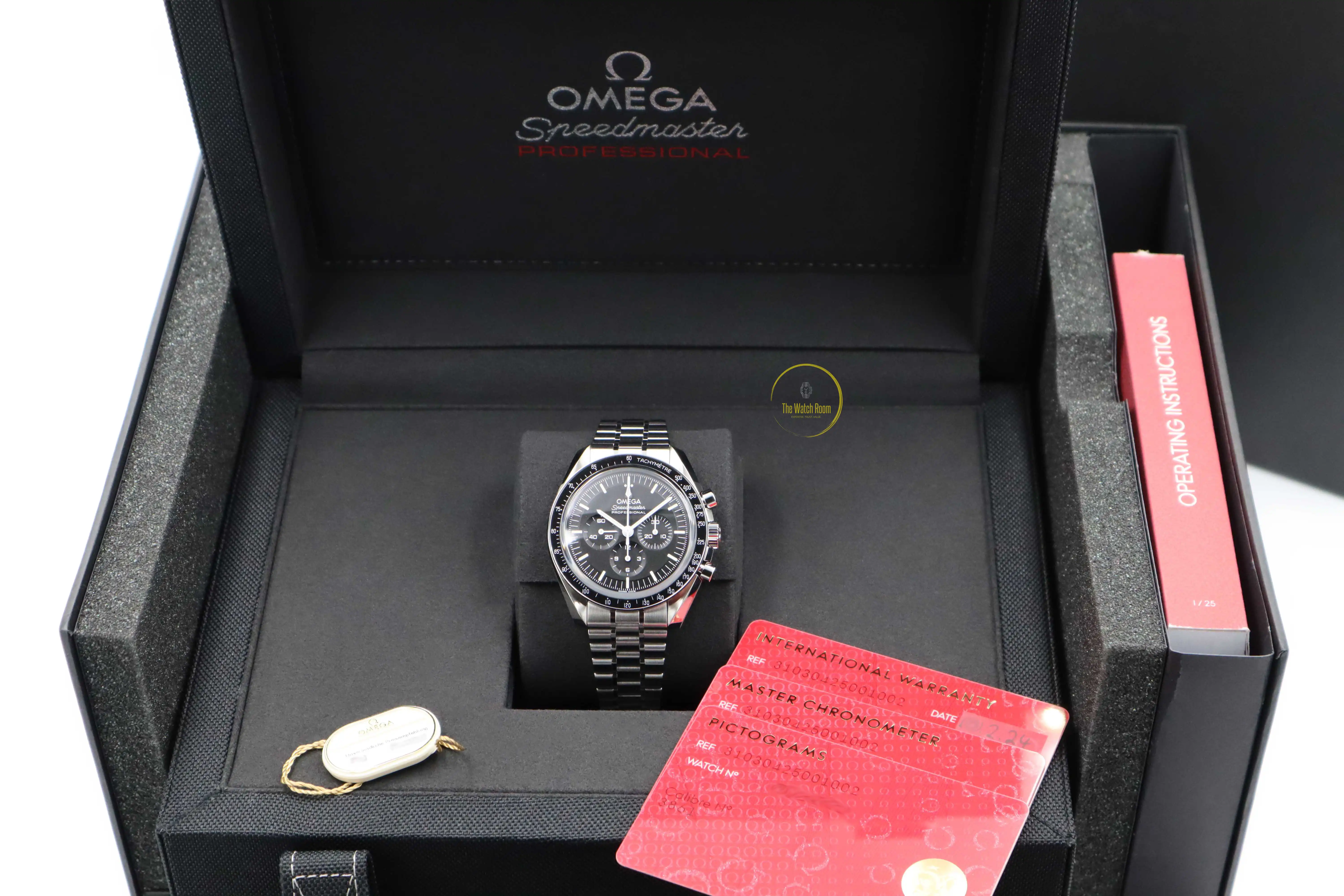 Omega Speedmaster Moonwatch Professional Sapphire - 2024 | The Watch Room