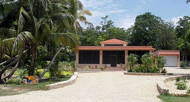 Photo Tour of Consejo Shores, Corozal and Belize