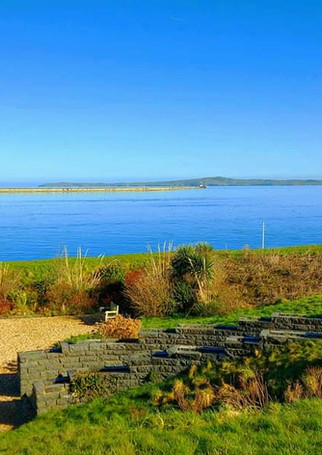 Ensuite Accommodation; | The Hut Seafront Inn Holyhead | Wales