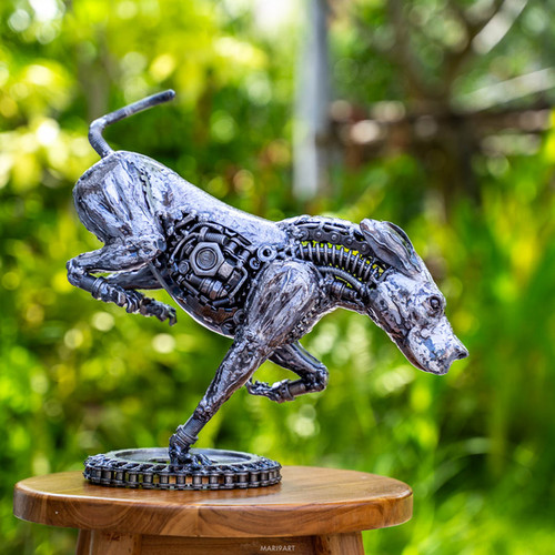 Leaping dog small metal sculpture | mari9art
