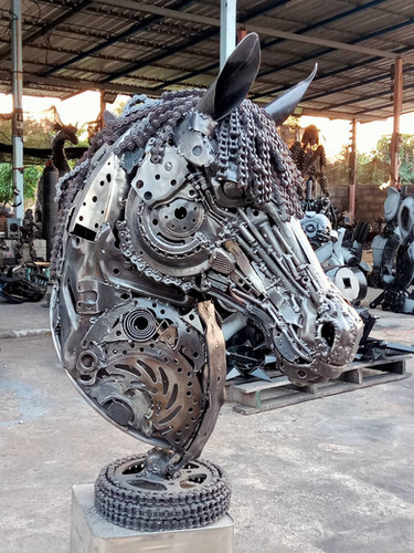 Horse head scrap metal artwork | mari9art