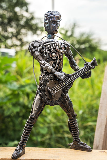 Stunning Metal art | Handcrafted sculpture by Mari9art | Thailand