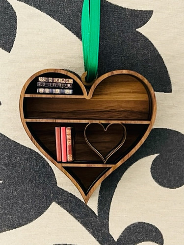 Bookcase Heart Ornament | Gone with the Grain
