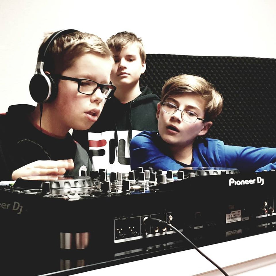 DJ Courses In Luxembourg | Learn How To DJ | DJ Classes | DJ Lesson
