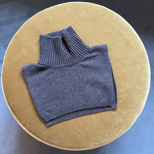 The Bib Neck | noName