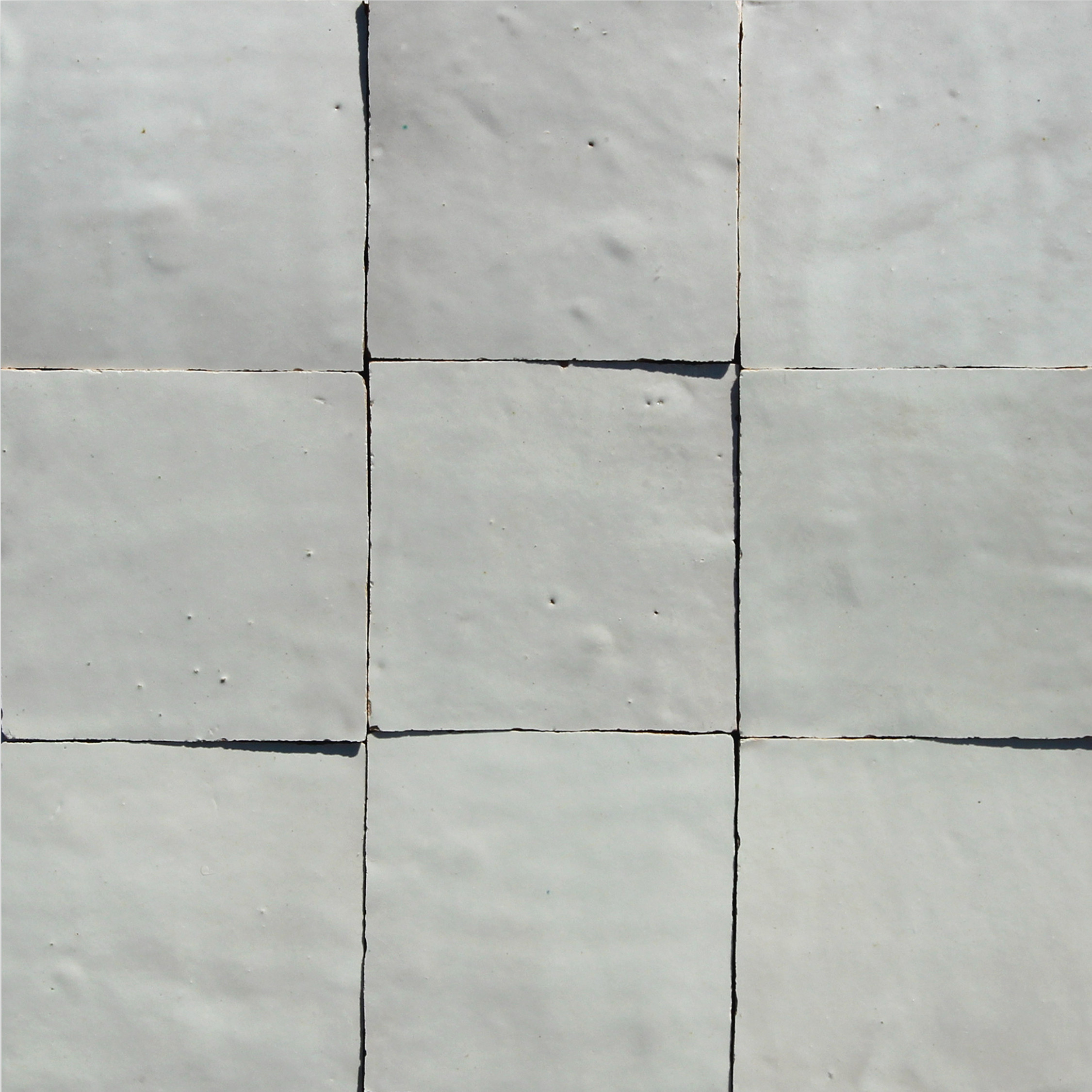 smoke-white