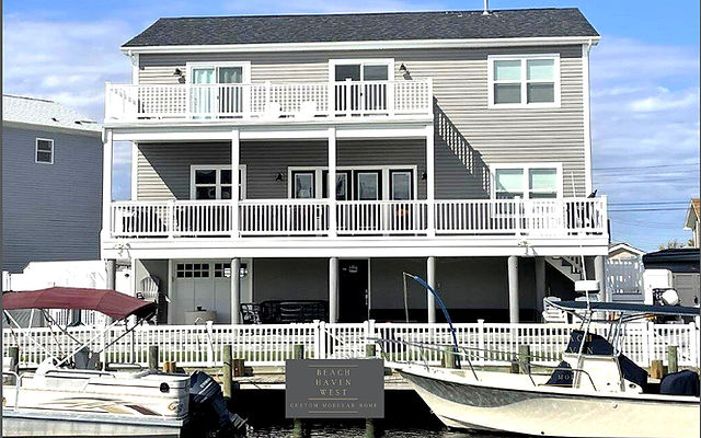Custom Waterfront Homes