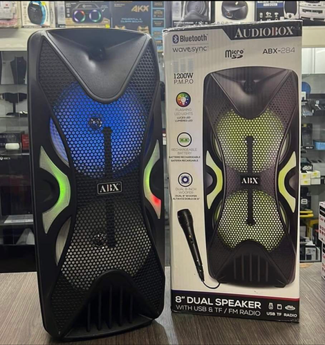 Bocina Audiobox Doble 8” con micrófono | Palacio de Oro