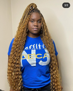 Book Bora @ Bora Braids