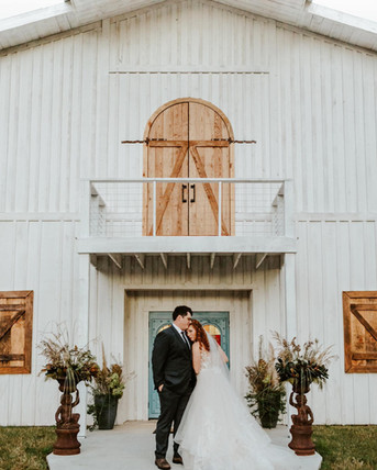 Gallery | The White Barn at Padgett Place