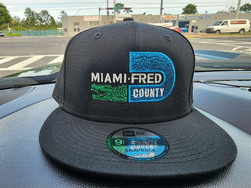 New Era Snap Back (Miami Fred County) | Luxury Rib Tenders