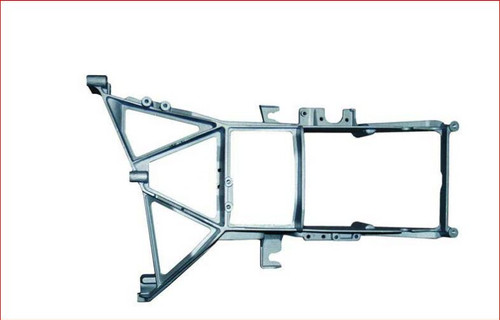 DAF 1396936 DAF XF 105 / XF95 HEAD LAMP SUPPORT BRACKET LH | Parsons Parts