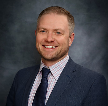 About Us | Dustin's Place | Plymouth