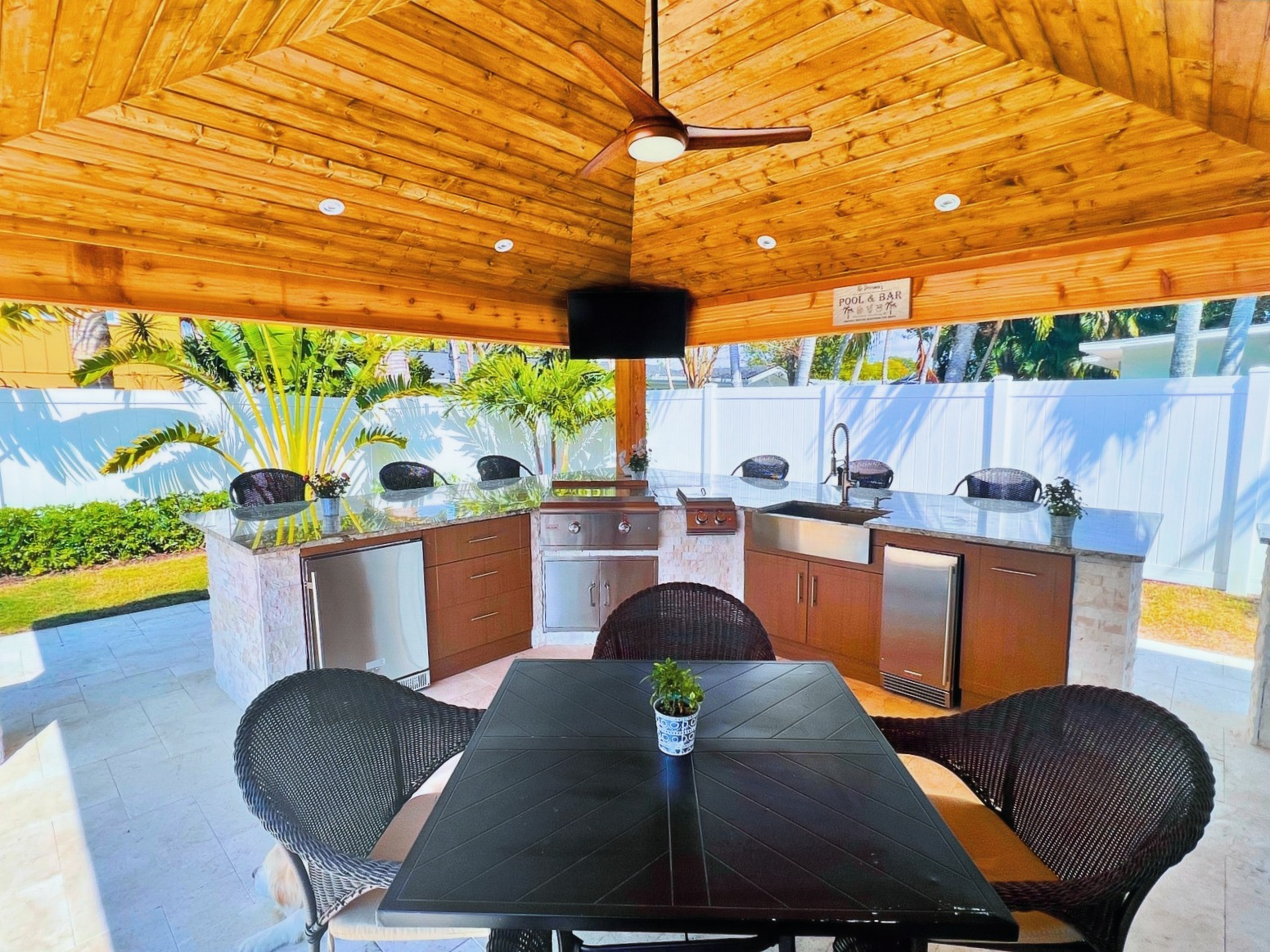 Outdoor Living Construction | IslandWay Pools