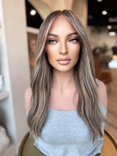 Avery 22” Wig (XL) | WigsByTiffani