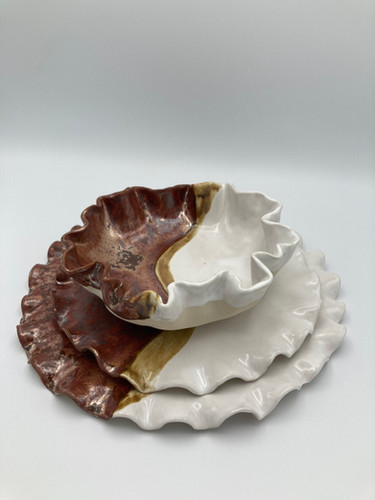 Decorative Cake Plates and Wavy Bowl Set | Entertaining Set