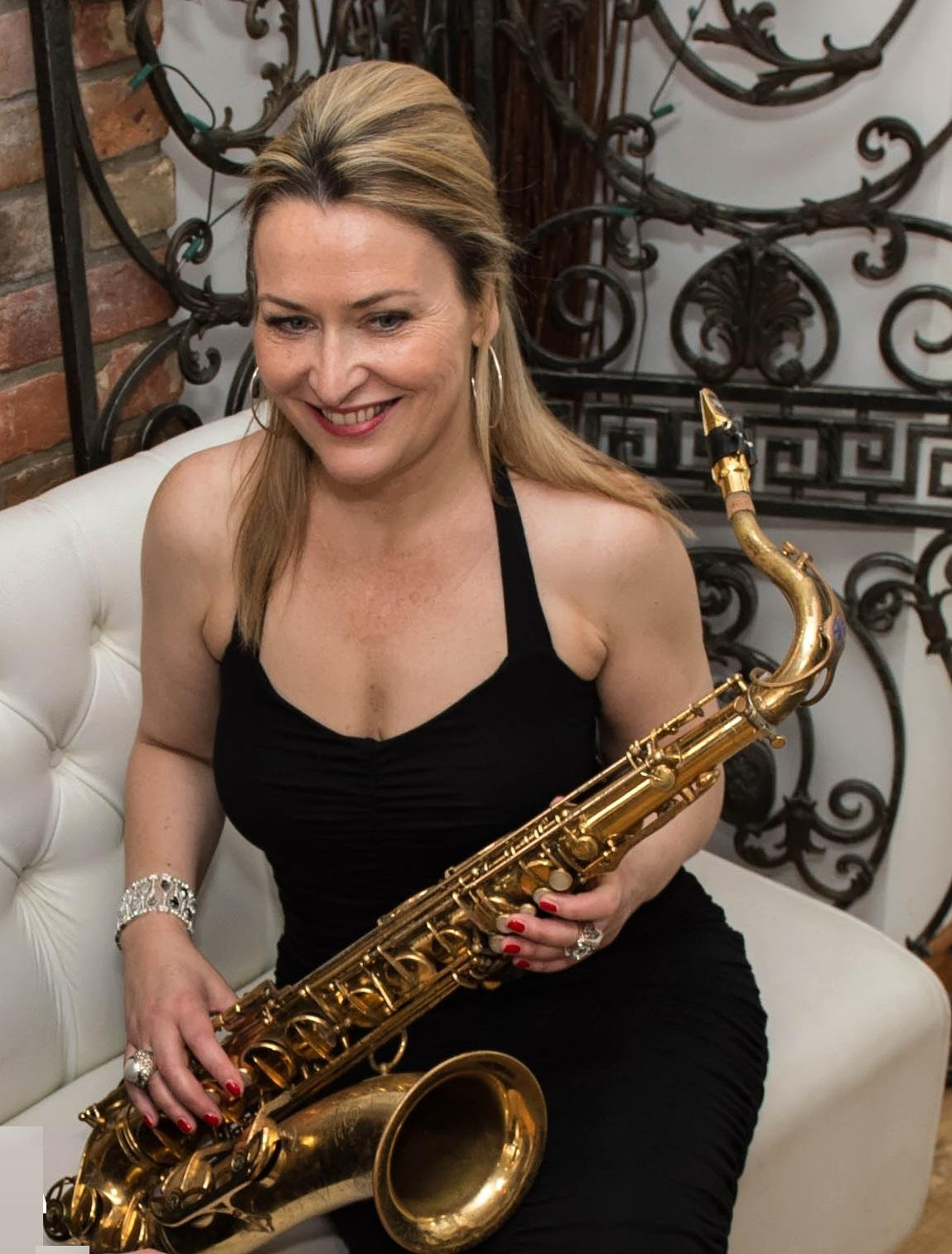 Live Jazz Music with Wendy Allen | Enzeebrockenhurst