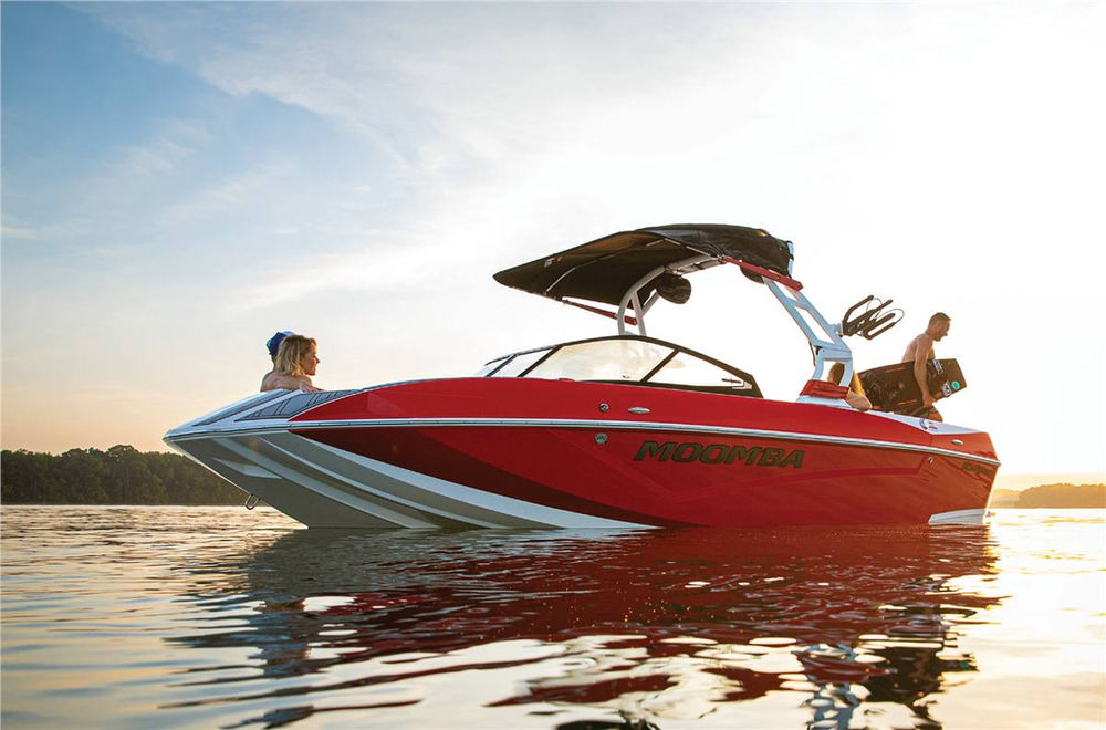 Virtual Tours: Four Surf Boats Tossing Big Wakes in 2020