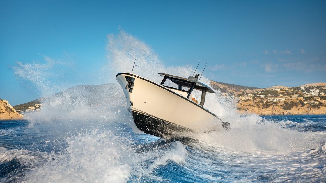 Wajer Yachts Showcases First Outboard Model with New 38 S