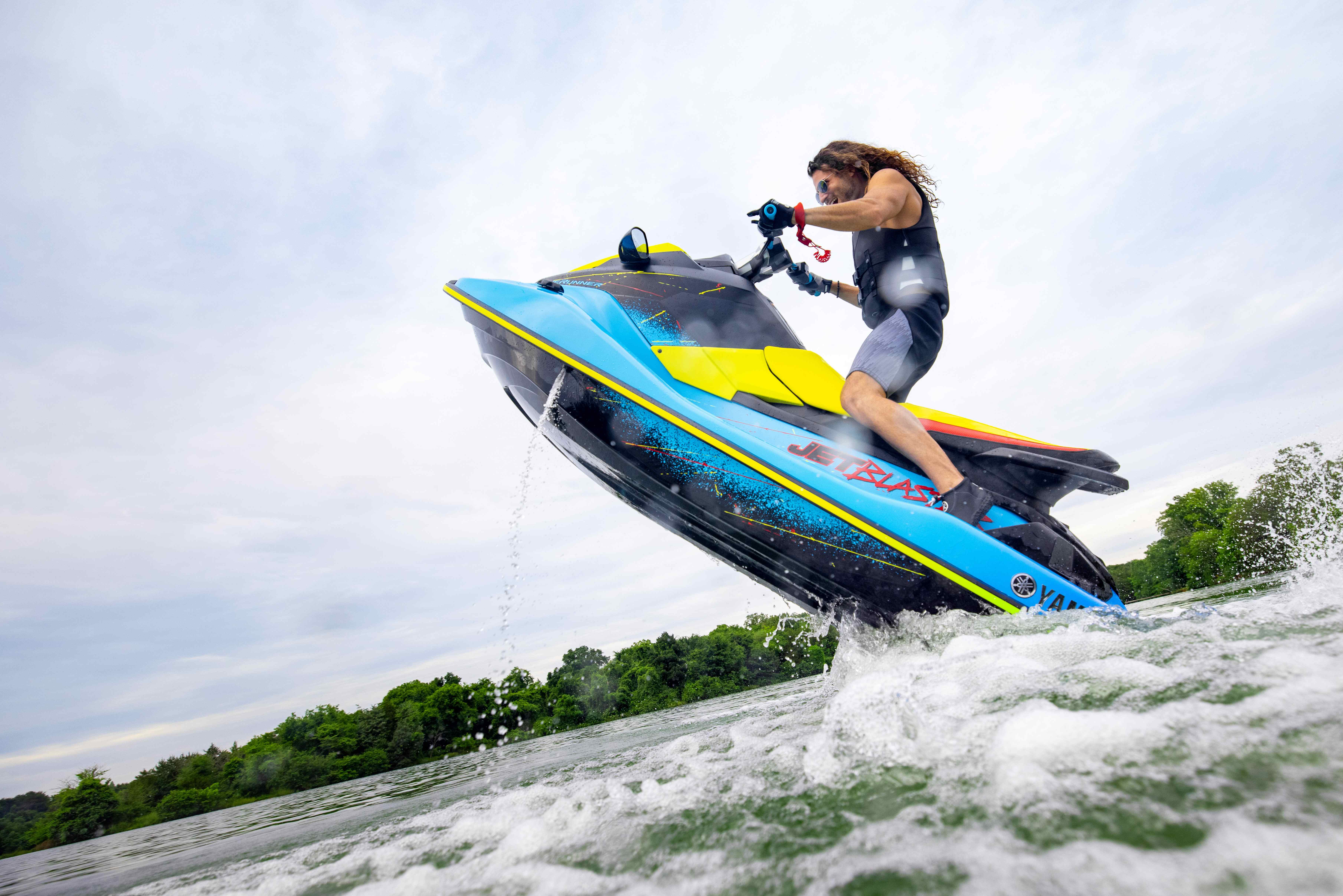 Yamaha Announces All-New JetBlaster WaveRunner and PWC Lineup for 2022