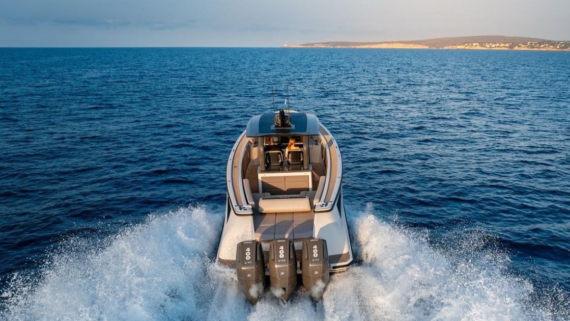 Wajer Yachts Showcases First Outboard Model with New 38 S