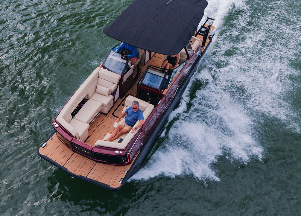 Balise Pontoons Showcases 'Halo' Design as 2nd Year Ramps Up