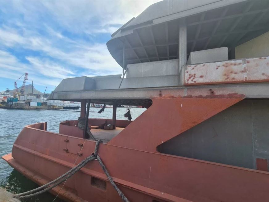 #WeirdBoats - ‘Cursed’ Superyacht Abandoned in Cape Town Harbour for 20 ...
